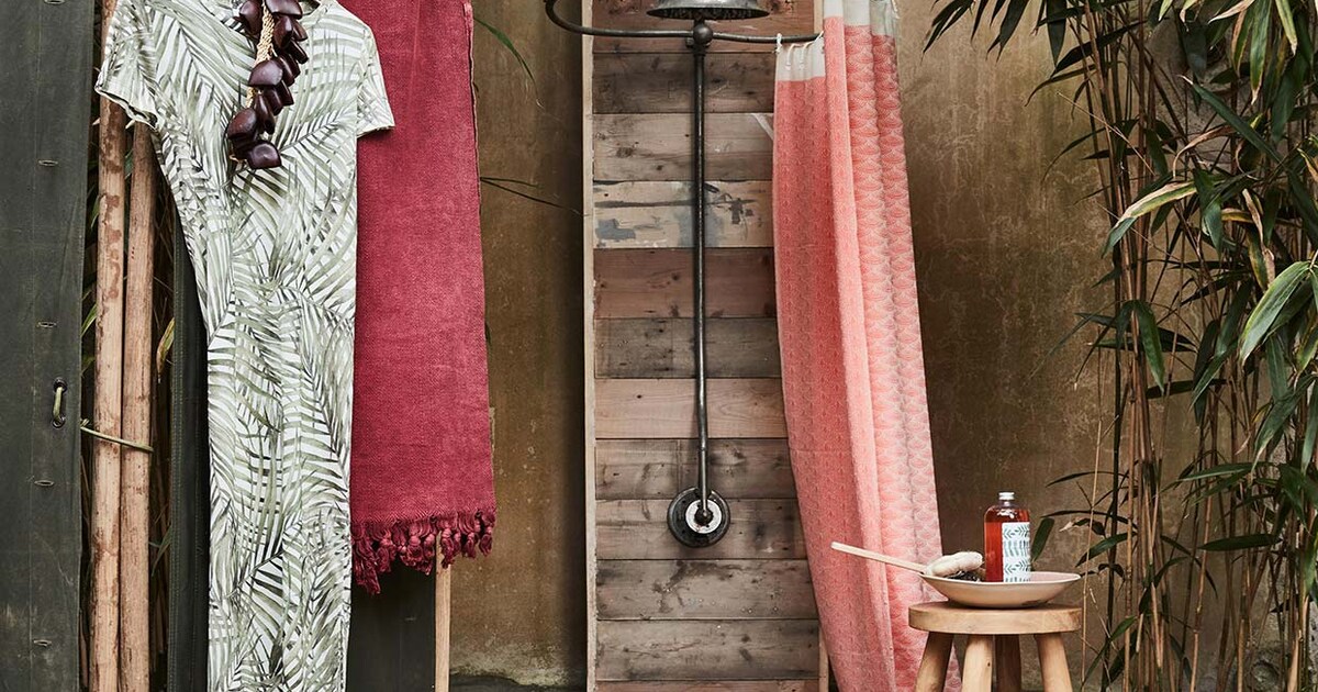 Buitendouche in eigen tuin? Zo maak je 'm zelf | vtwonen