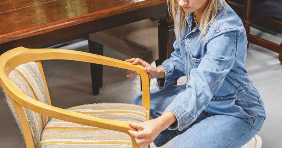 Kelly’s kringloophack: van oud en vergeeld naar hippe, moderne stoelen