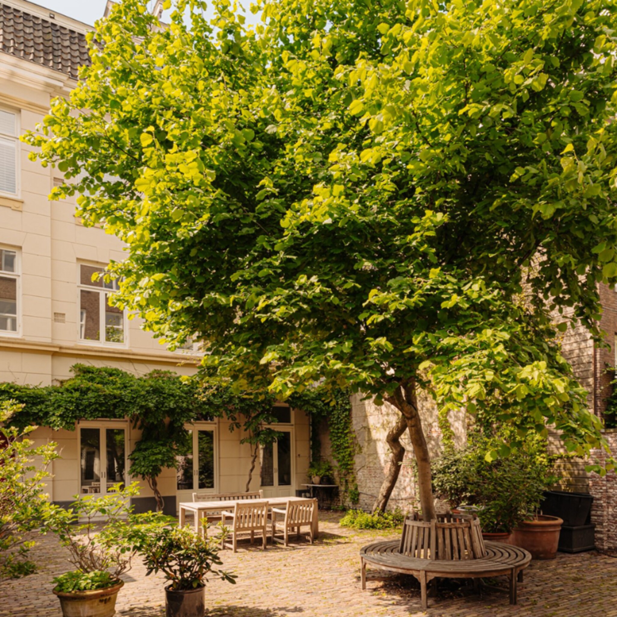 Dit is de perfecte hoogte voor een deur in huis | vtwonen